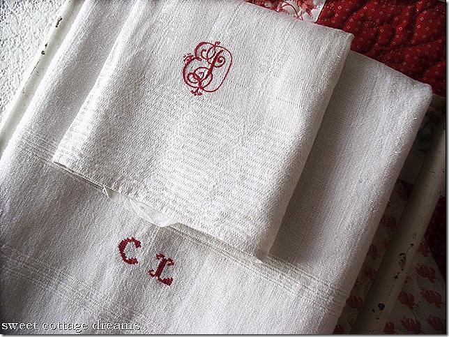 Sweet Cottage Dreams: Layering French Linens